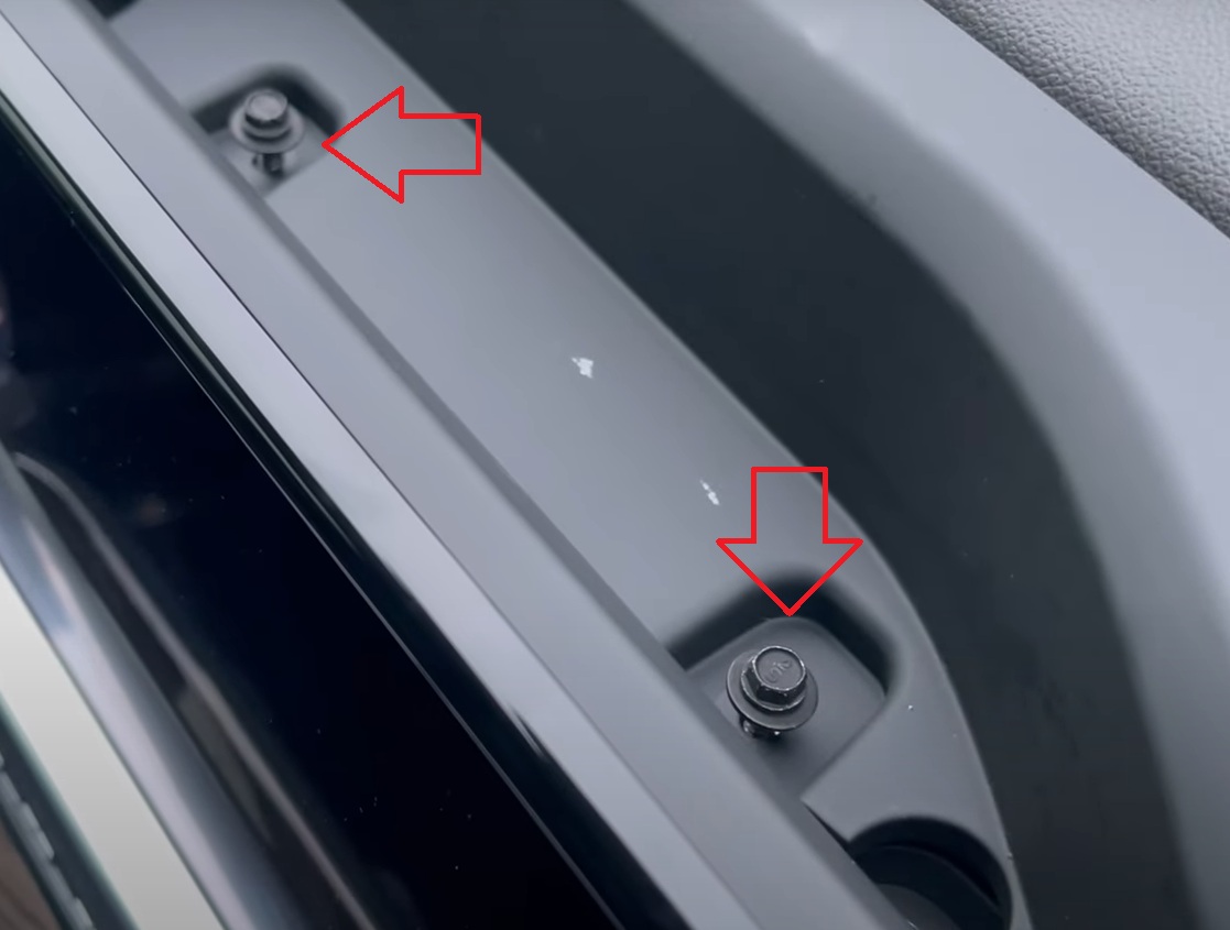 104057 | Dash Mount | Sierra & Silverado 1500 (2022+), GM HD (2024 ...