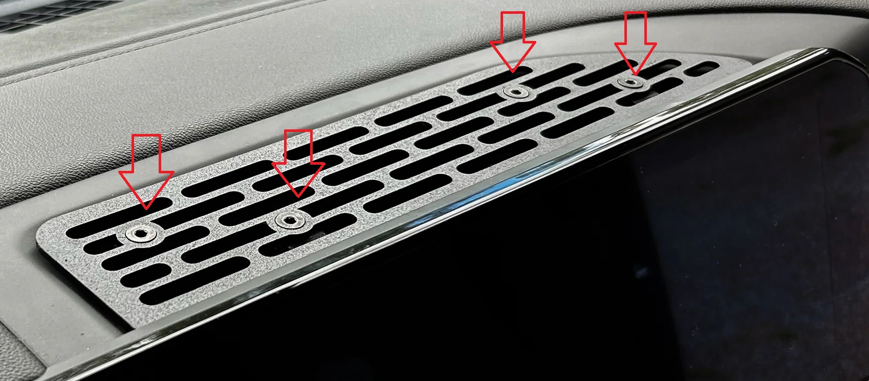 104057 | Dash Mount | Sierra & Silverado 1500 (2022+), GM HD (2024 ...